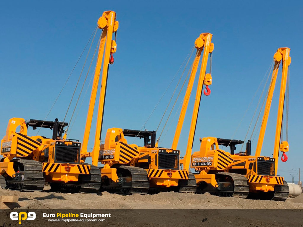 New Performer Gpl 980 pipelayers at work